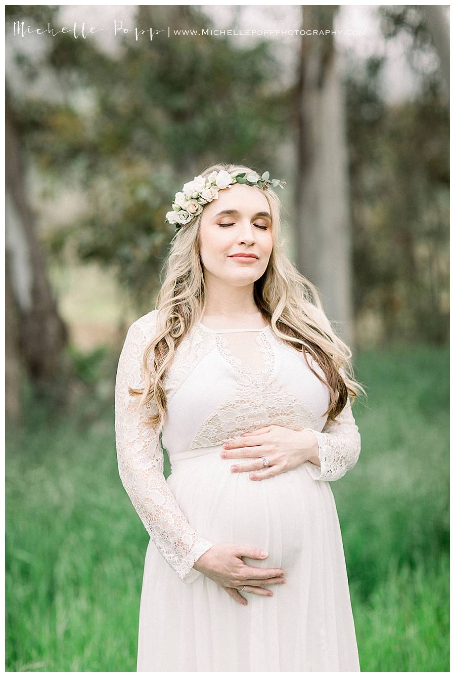 Spring Maternity Photos with Michelle Popp Photography
